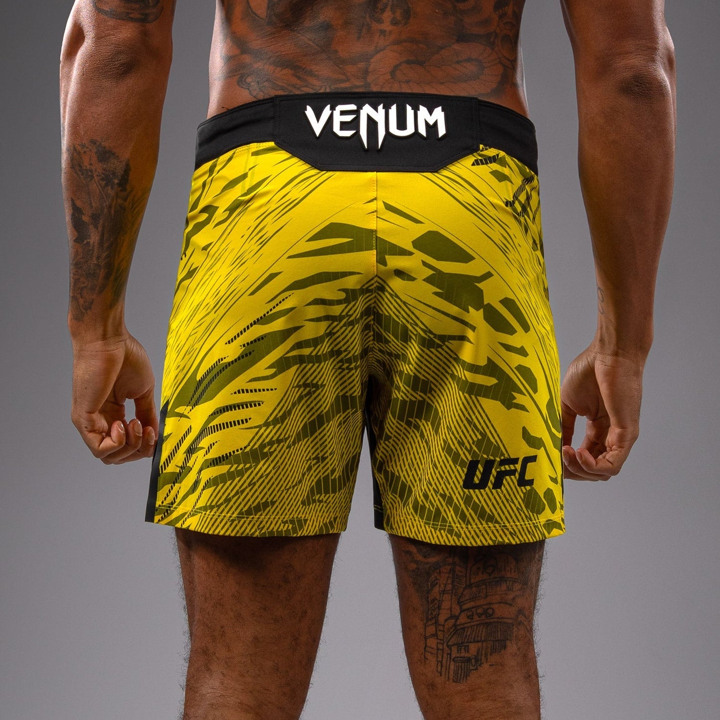 UFC Fusion by Venum Authentic Fight Night Men’s Fight Short - Short Fi ...