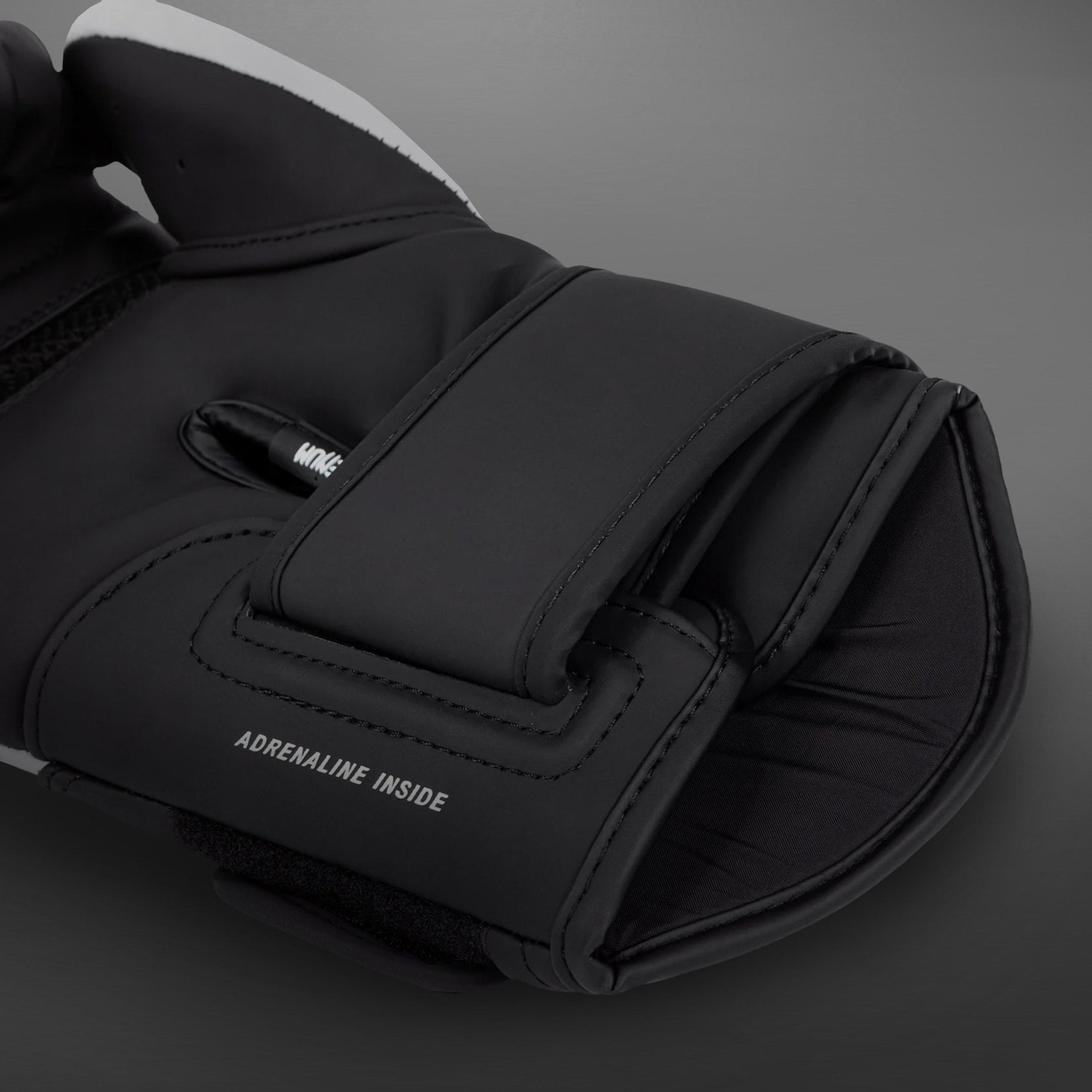 Venum Challenger 4.0 Boxing Gloves - Black/White - Venum