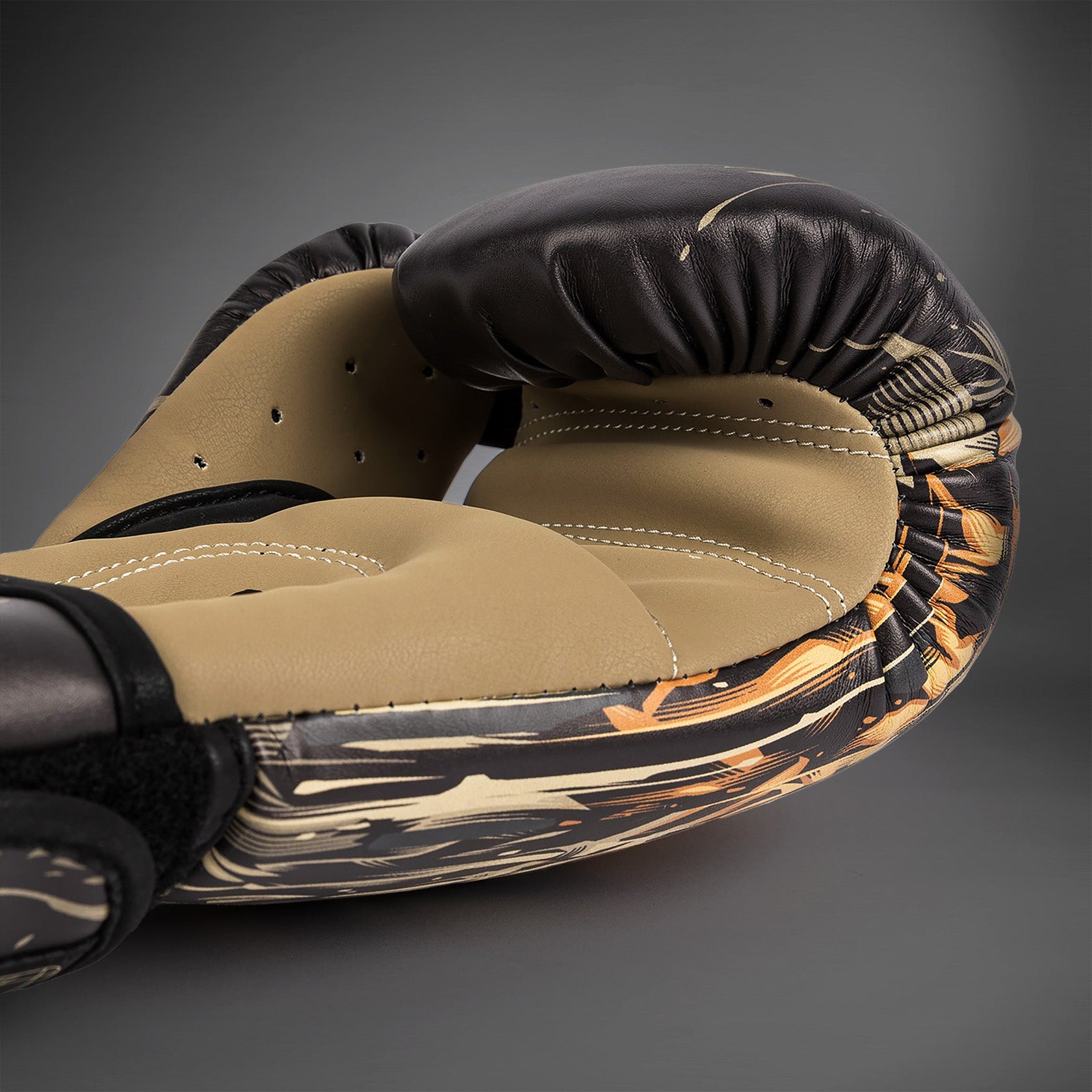 Venum Tiger Kids Boxing Gloves - Black/Neon Orange - Venum